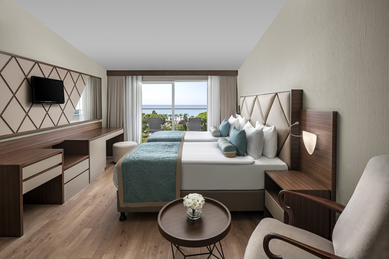 Rooms and Suites – Papillon Hotels